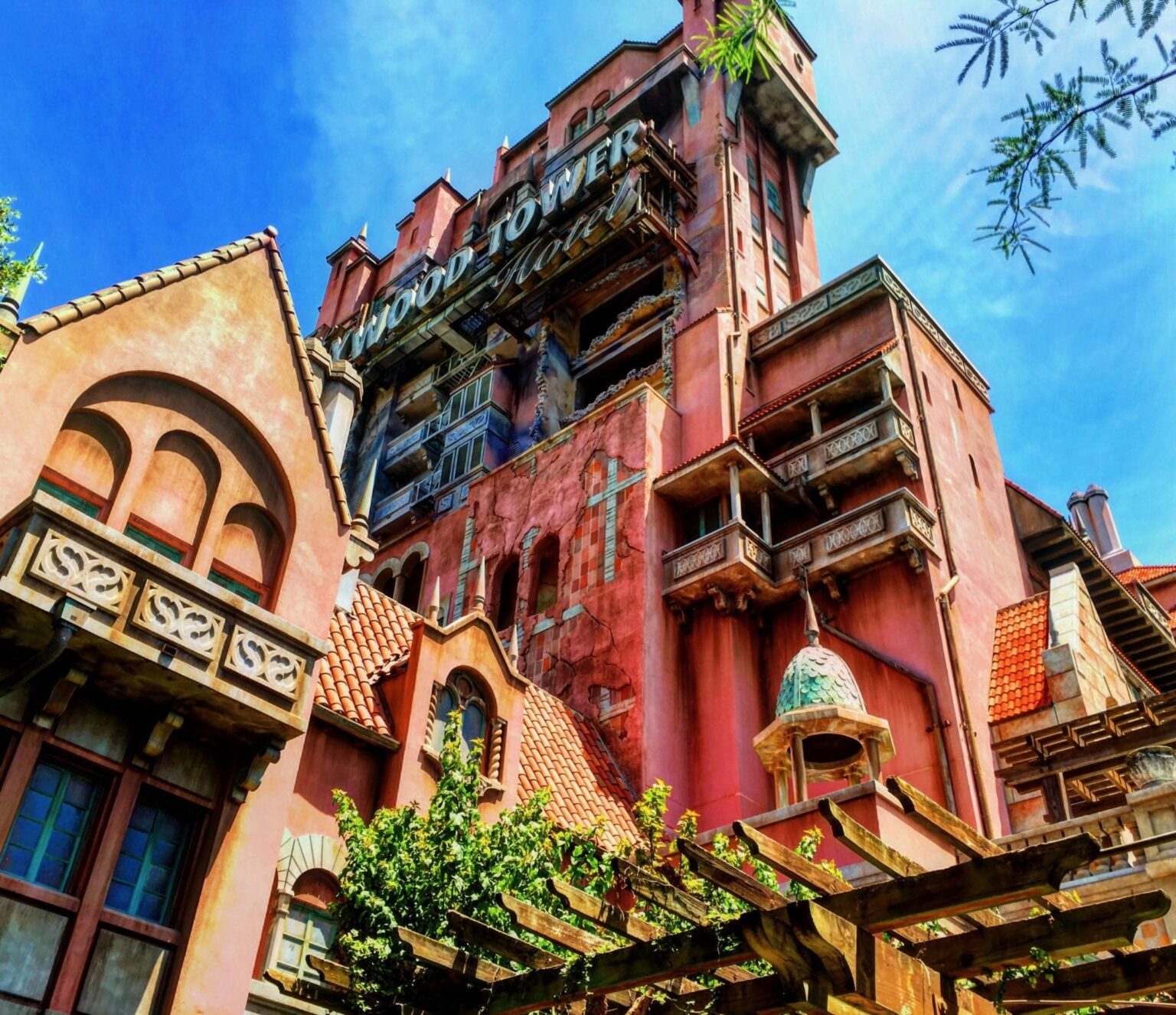 Disney’s Best Photo Ops Around The Parks