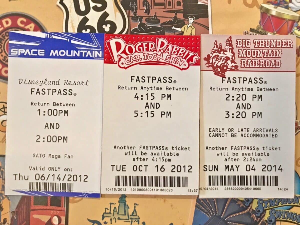 The Secrets To Disneyland's FASTPASS Service - Park Savers