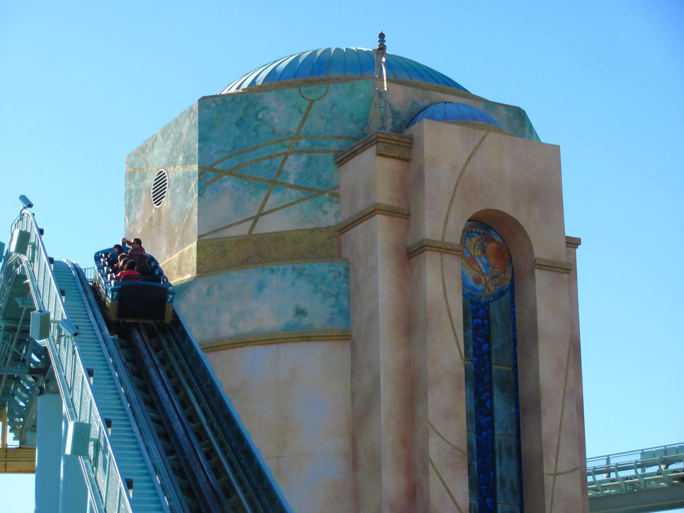 Dive Into Fun on the 16 Best SeaWorld San Diego Rides - Park Savers