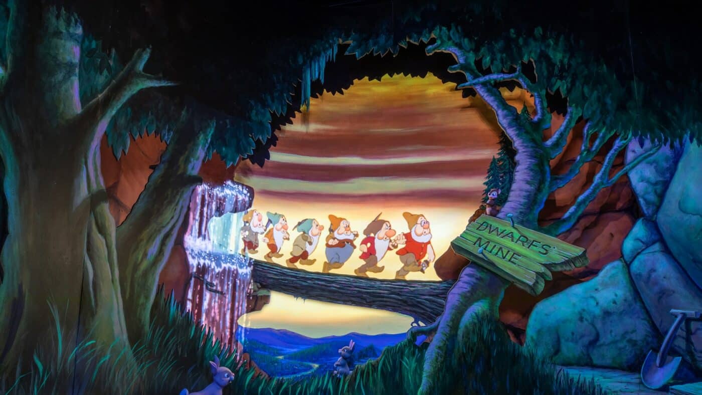 Snow White’s Enchanted Wish Ride Review - Disney by Mark