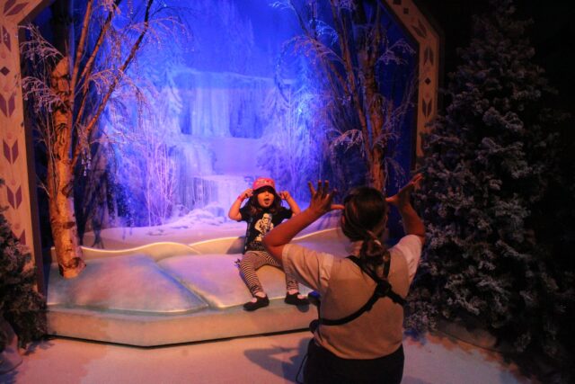 Disney PhotoPass Portrait Studios: What to Know - Park Savers
