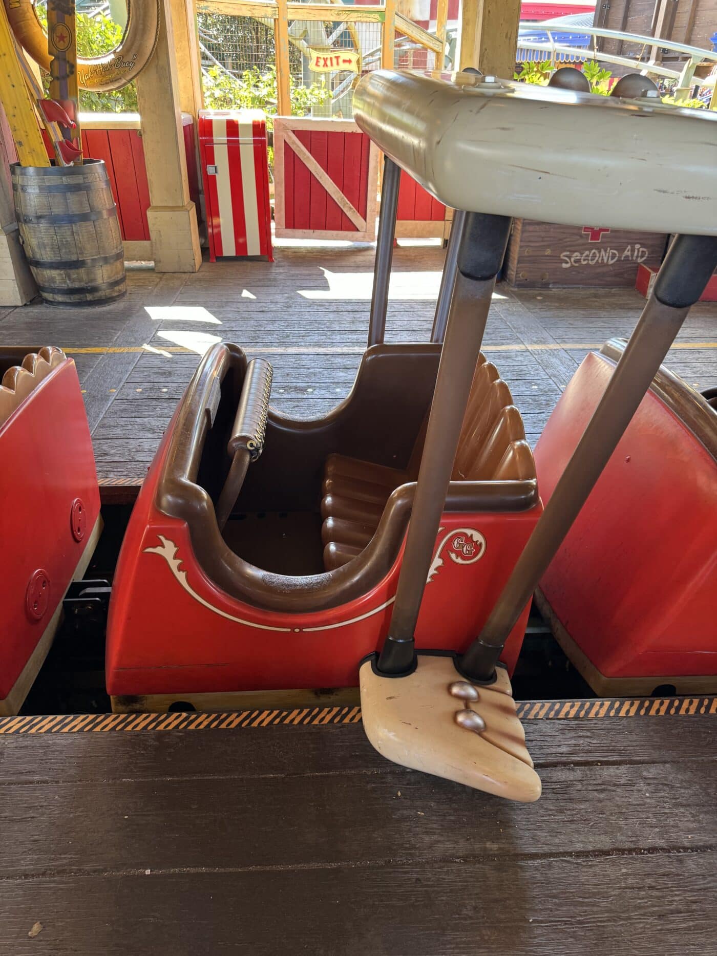 Barnstormer Ride Review - Park Savers