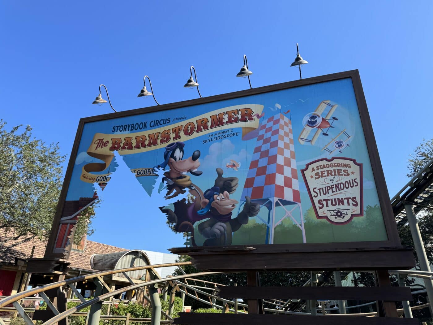 Barnstormer Ride Review - Park Savers