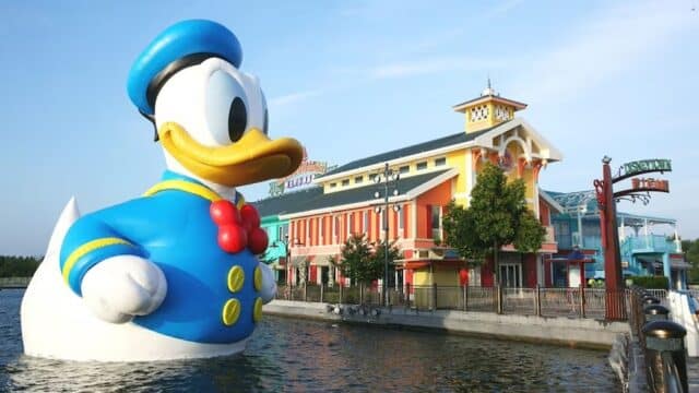 Celebrating Donald Duck's 90th Birthday! - Park Savers
